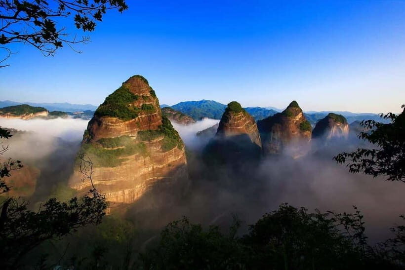 From Guilin: Danxia Peaks & Guangxi-Hunan Tribal Trails Tour - Descending the Dragon Spine Sky Ladder