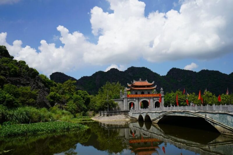 From Ha Noi Visit Hoa Lu Capital - Tam Coc Boating - Biking - Overall Experience and Practical Tips