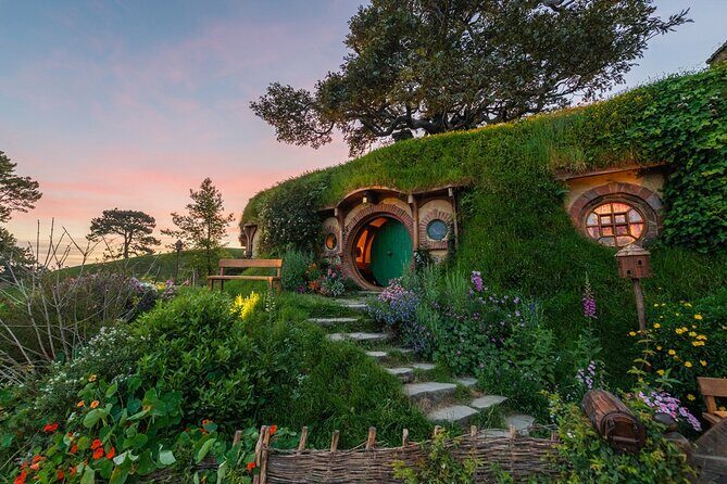 From Hamilton Hobbiton Waitomo Glowworm Caves 1 Day Private Tour - Key Points