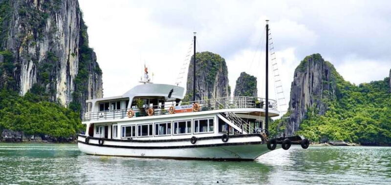From Hanoi: 1 -Day Halong Bay Cruise With Big & Small Groups - How This Tour Balances Value and Experience