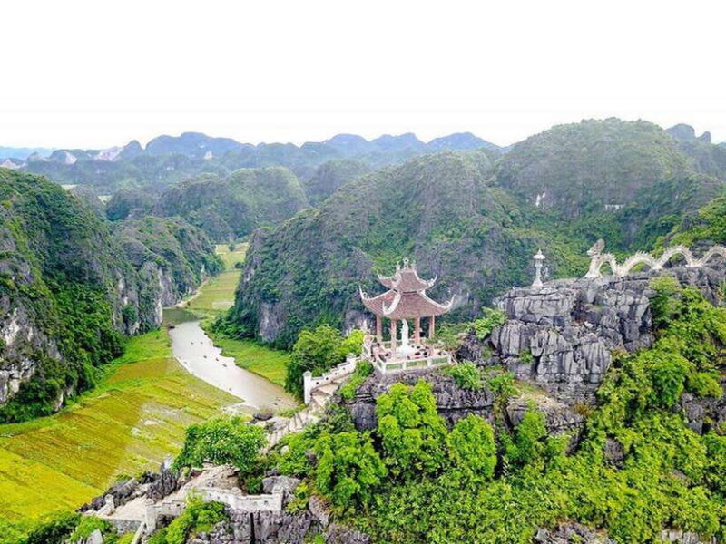 From Hanoi: 1-Day Tour Ninh Binh: Hoa Lu, Trang An, Hang Mua - The Experience in Context