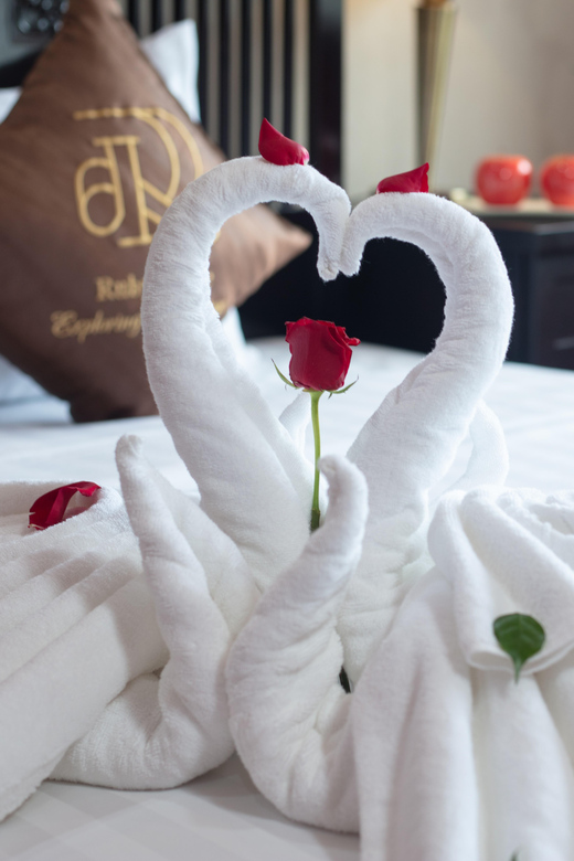 From Hanoi: 3-Day Ha Long Bay Cruise with Ninh Binh Tour - Day 1: From Hanoi to Ha Long Bay