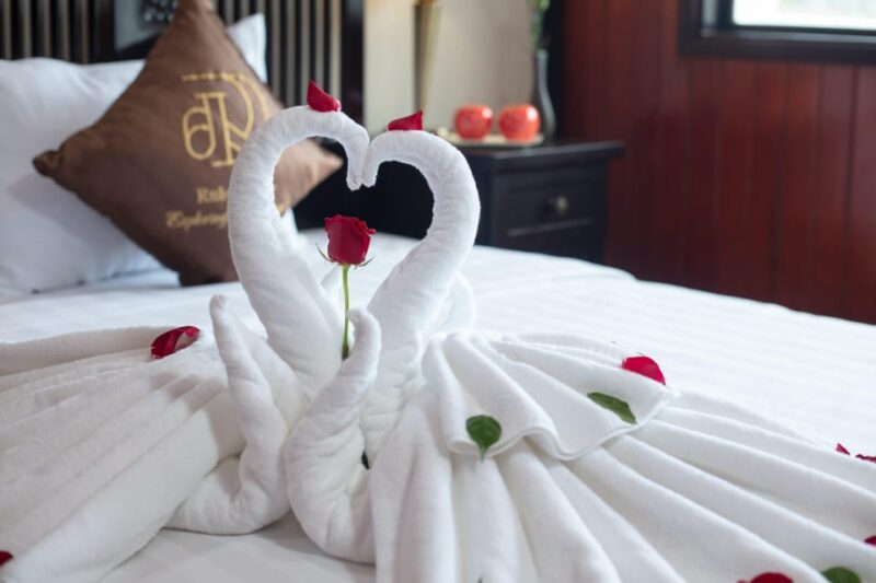 From Hanoi: 3-Day Ha Long Bay Cruise with Ninh Binh Tour - The Experience in Detail: What Makes It Worthwhile