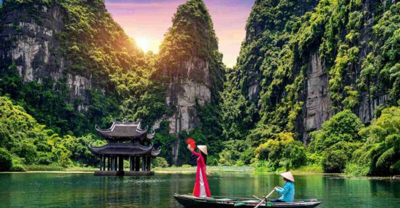 From Hanoi: 3-Day Luxury Tour Ninh Binh & Ha Long Bay Cruise - The Sum Up