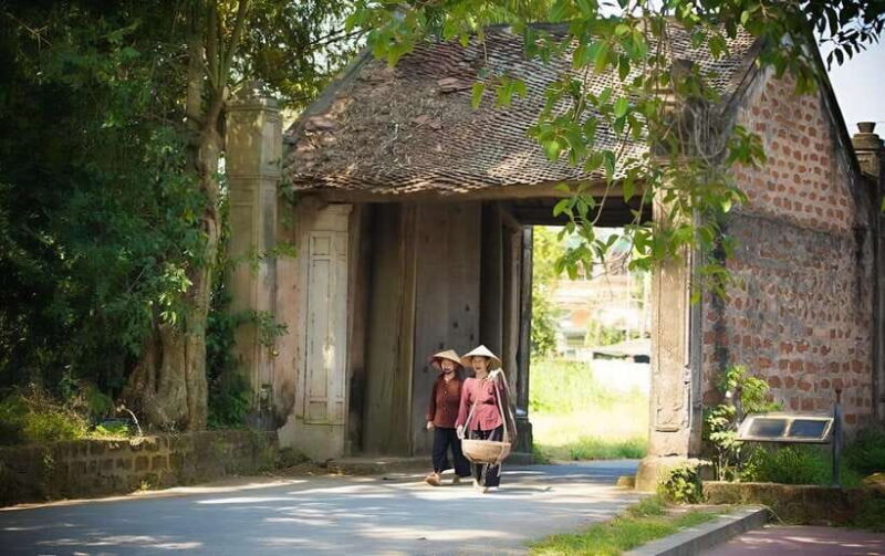 From Hanoi: Duong Lam Village Private Tour In Half Day - Cycling Through Time and Tradition