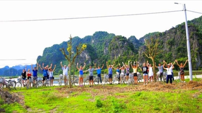 From Hanoi: Full-Day Ninh Binh Highlights Small Group Tour - The Climb at Mua Cave: Views to Remember