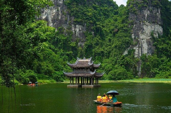 From Hanoi: Full-Day Ninh Binh Highlights Tour Hoa Lu, Trang An - What Makes This Tour Stand Out