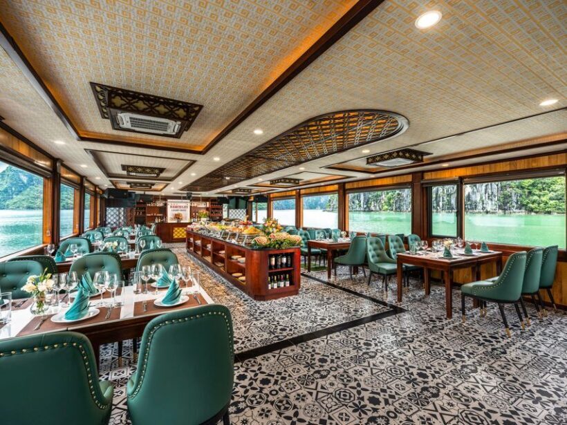 From Hanoi: Ha Long Bay 5-star Day Cruise with Buffet Lunch - The Crowd and Timing