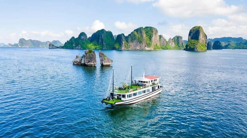 From Hanoi: Ha Long Bay Luxury Day Cruise with Food & Kayak - An In-Depth Look at the Halong Bay Day Cruise