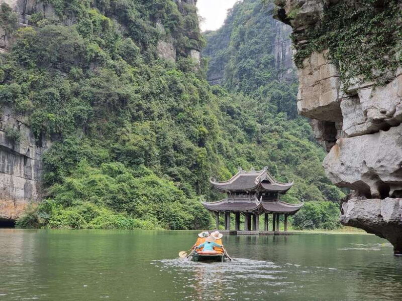 From Hanoi: Hoa Lu, Trang An, and Cycling Day Trip - Lunch at Ninh Binh Excursion Restaurant