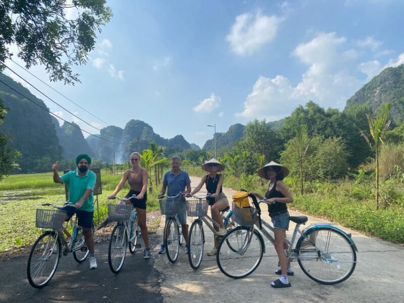 From Hanoi: Hoa Lu-Trang An-Mua Cave/Limousine Bus/Buffet - FAQ