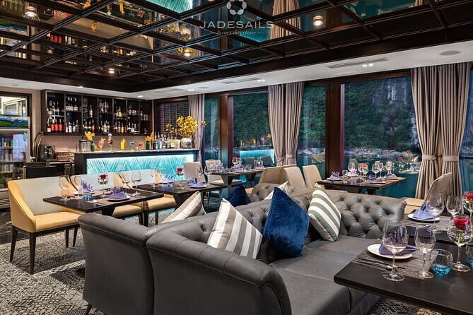From Hanoi: JadeSails Luxury Cruise explore Halong & Lan Ha Bay - Exploring the JadeSails Luxury Cruise: A Detailed Look at an Overnight-Ready Halong Bay Adventure