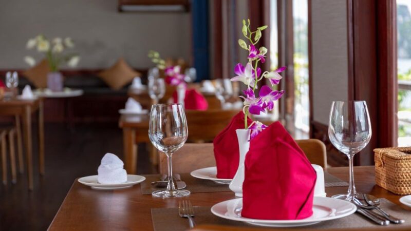 From Hanoi: Luxury Private Traditional Junk Boat - Water Adventure at Luon Cave