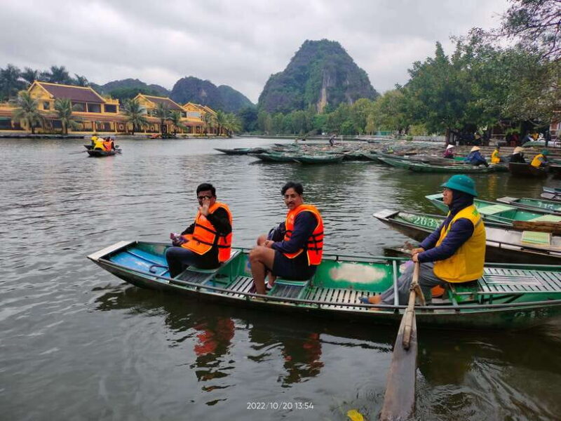 From Hanoi: Ninh Binh, Hoa Lu, Tam Coc boat trip & Mua cave - Who Is This Tour Best For?