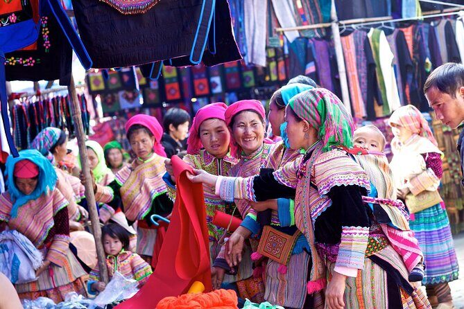 From HANOI: Sapa and Bac Ha Market 2 Days Tour, Depart Saturday - Transportation and Accommodation: Making It Comfortable