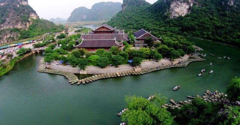 From Hanoi: Trang An & Bai Dinh Pagoda Full-Day Private Tour - Exploring Ninh Binh: A Full-Day Private Tour from Hanoi