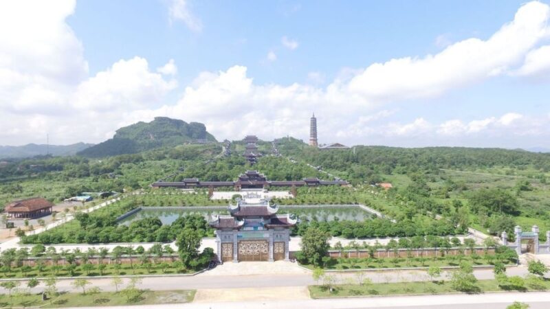 From Hanoi: Trang An & Bai Dinh Pagoda Full-Day Private Tour - Authentic Experiences and Traveler Tips