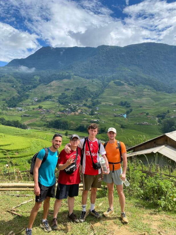 From Hanoi: Trek and Stay: 3-Day Sapa Highlands Adventure - What Makes This Tour Stand Out?