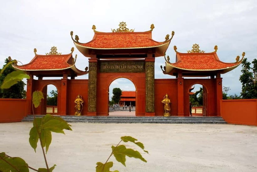 From HCM/Can Tho: Sunrise at Floating Market & Zen Monastery - The Value Proposition