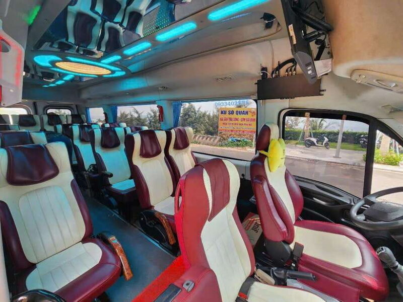 From HCM City: Cu Chi Tunnels and Mekong Delta Full-Day Tour - Cruising the Mekong: A Calm Contrast