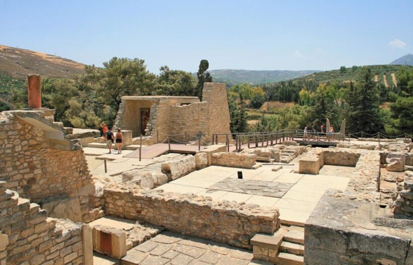 From Heraklion: Knossos and Lasithi Plateau Full-Day Tour - How the Day Unfolds