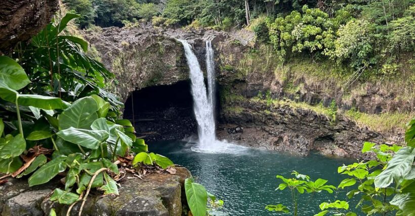 From Hilo: Hawaii Volcanoes National Park Tour - Banyan Drive and Liliuokalani Gardens