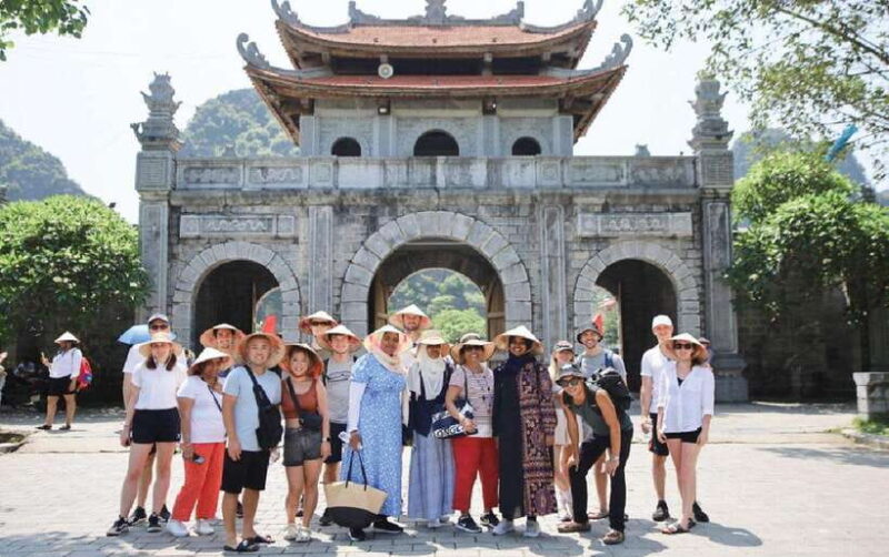 From HN: Bai Dinh, Trang An/Tam Coc, Mua Cave & Hoa Lu Tour - Transportation & Group Size