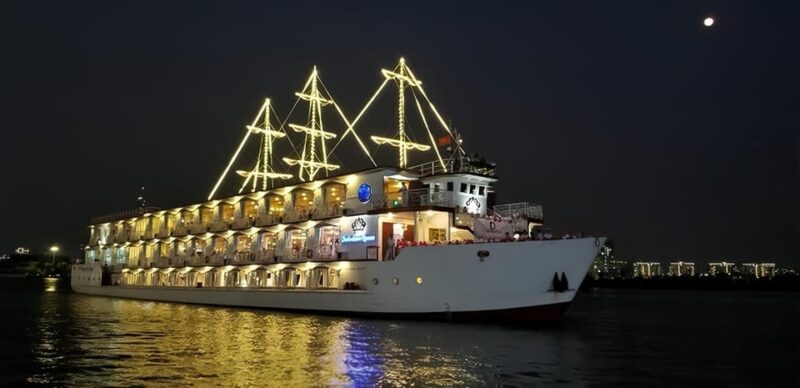 From Ho Chi Minh City: Enjoy The Romantic Dinner On Cruise - The Sum Up: Who’s It For?