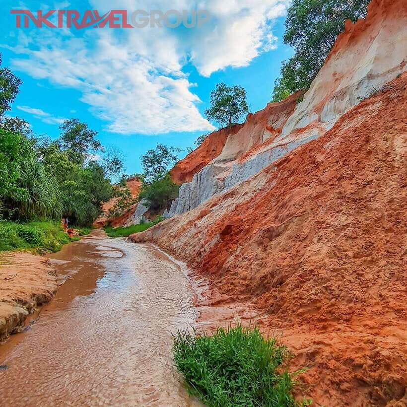 From Ho Chi Minh: Mui Ne Sand Dunes and Beach Day Tour - The Sum Up