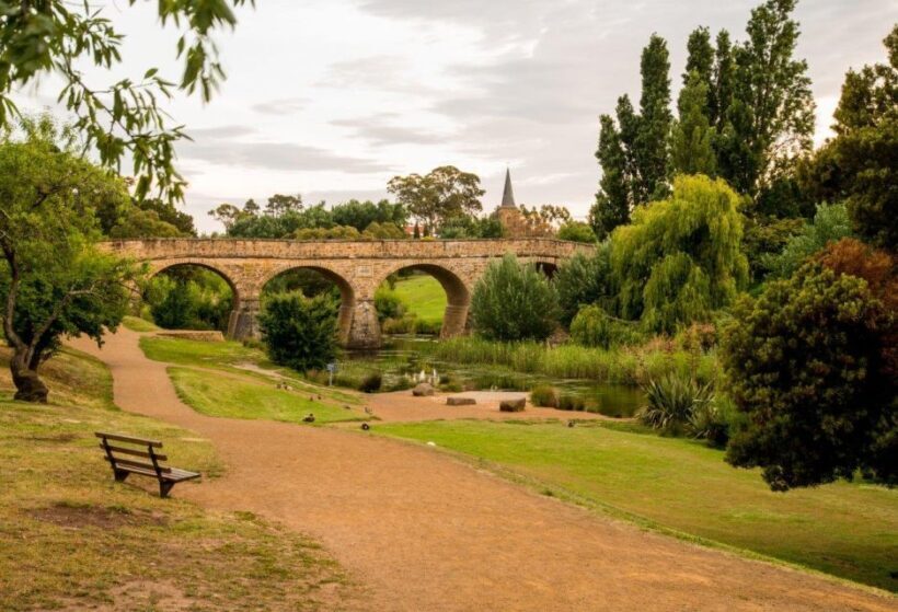 From Hobart: Richmond Village 4 hour Return Tour (Afternoon) - Key Points