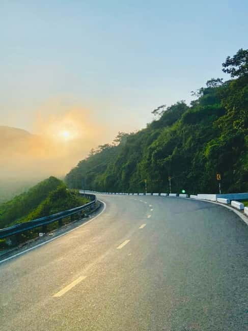From Hoi An/Da Nang To Hai Van Pass & BaNa Hills by Easyride - Lunch and Rest