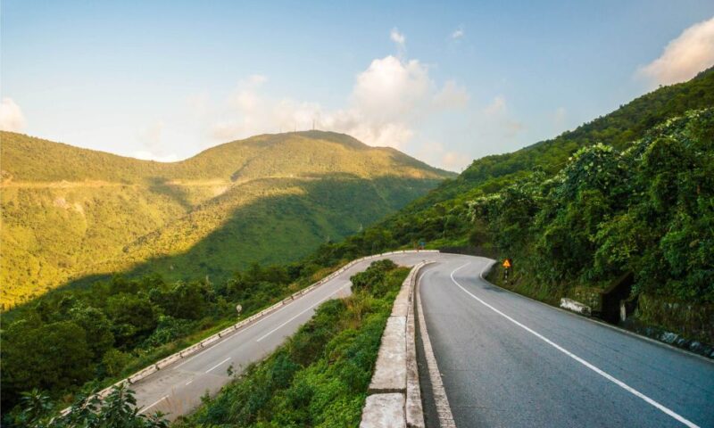 From Hoi An: Hue Imperial City and Hai Van Pass Tour - A Scenic Ride with a Cultural Punch