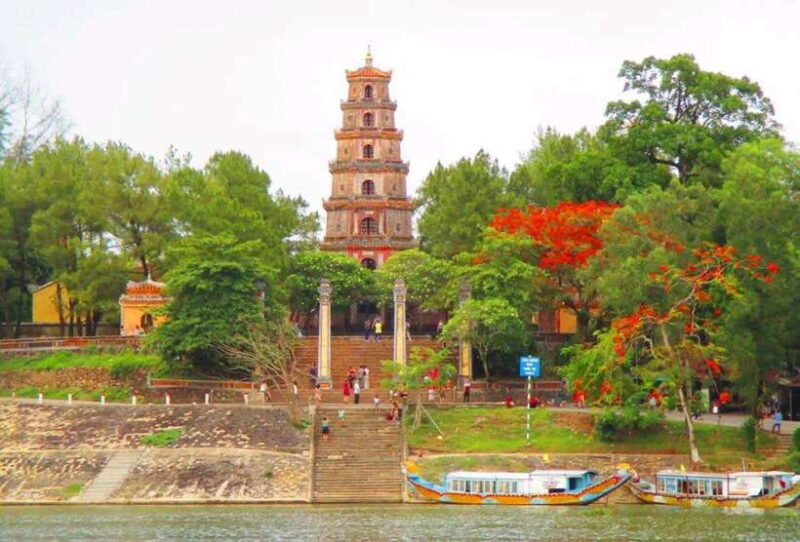 From Hue : Full-Day City Highlights Tour with Lunch - The Imperial Citadel: A Glimpse of Royal Grandeur