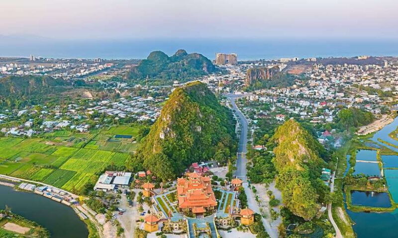 From Hue: Hoi An Guided Bus Tour with 4 Scenic Stops - What Past Travelers Say