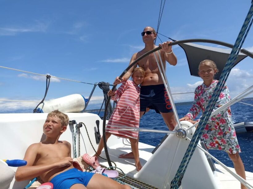 From Hvar: Pakleni Islands & Red Rocks Comfort Sailboat Tour - The Experience in Detail