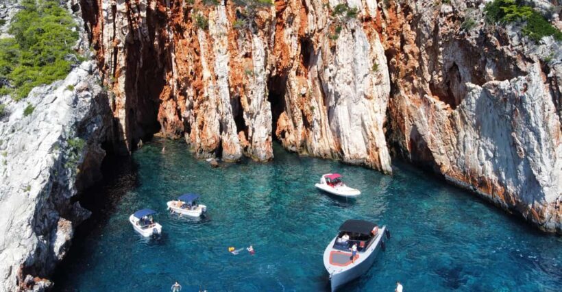 From Hvar: Private tour of Red Rocks & Pakleni Islands - Key Points