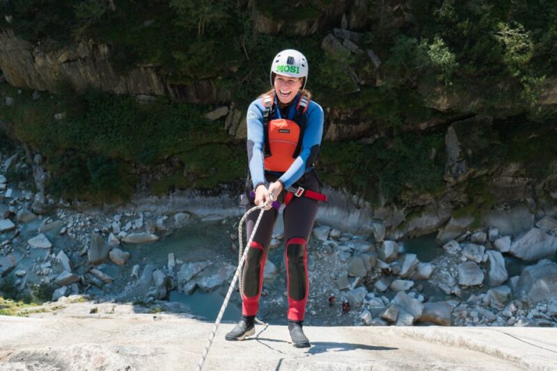 From Interlaken: Grimsel Gorge Canyoning Tour - Activity Highlights