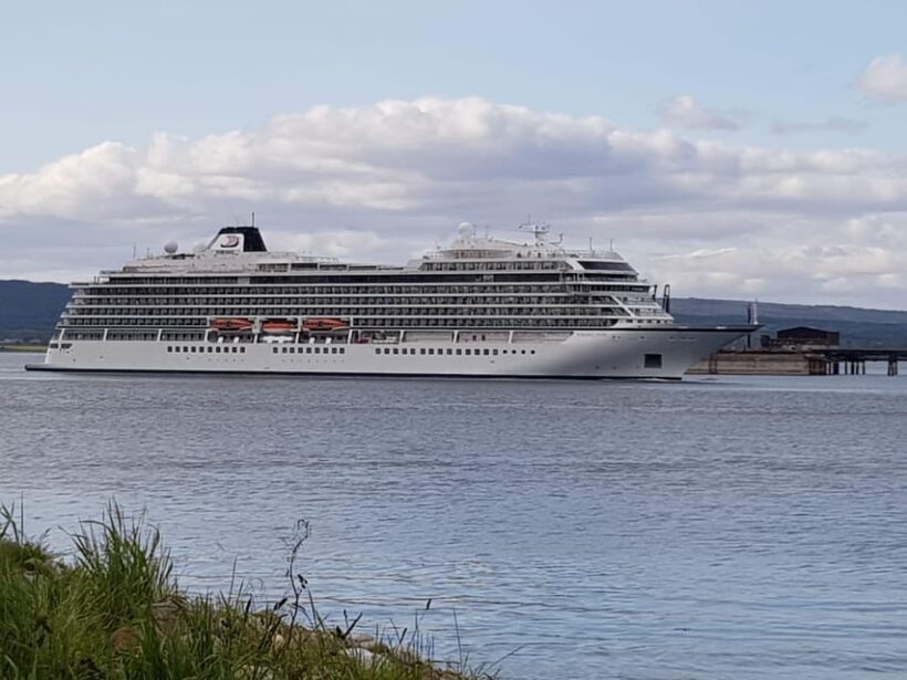 From Invergordon: Dunrobin Castle, Loch Fleet, and Dornoch - Exploring the Heart of the Highlands