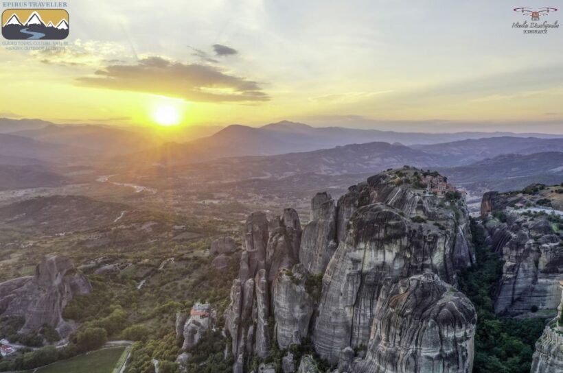 From Ioannina sunset tour to Meteora rocks & Monasteries - Exploring the Itinerary in Detail
