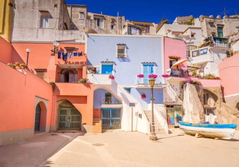 From Ischia: Procida Island Guided Cruise - Pozzo Vecchio Beach: Movie-Star Waters
