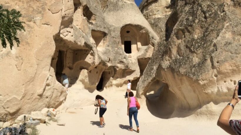 From Istanbul: 4-Day Istanbul, Cappadocia, Flight,Cave Hotel - FAQ