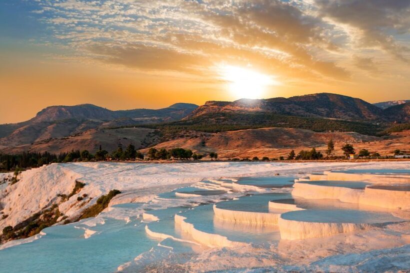 From Izmir: Pamukkale Guided Tour with Lunch - Key Points