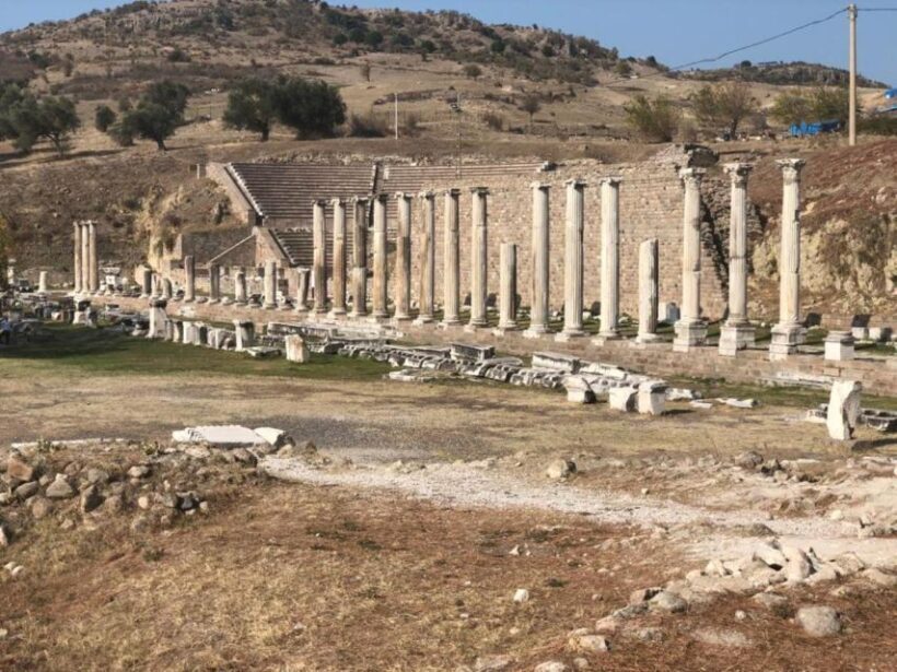 From Izmir: Private Guided Day Trip to Ancient Pergamon - The Pergamon Acropolis: Walking Among Kings and Gods