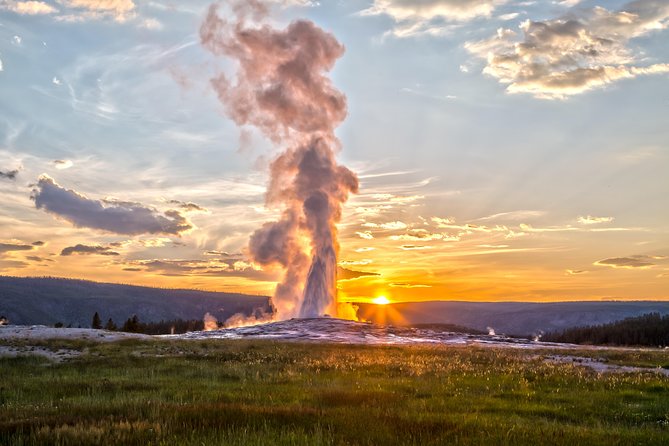 From Jackson Hole: Yellowstone Old Faithful, Waterfalls and Wildlife Day Tour - FAQ