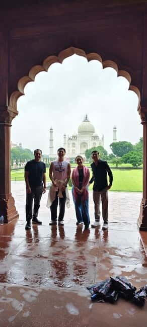 From Jaipur: Sunrise Taj Mahal, Agra Private Guided Day Tour - The Experience: What Travelers Say