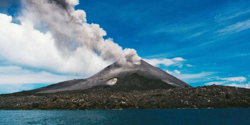From Jakarta: Mount Krakatoa Guided Tour - Hiking to the Crater’s Edge