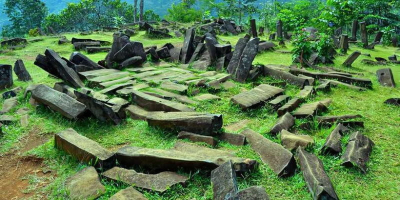 From Jakarta : Prehistoric Mount Padang - Key Points