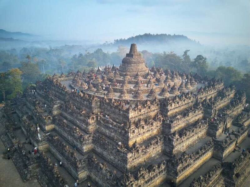 From Jakarta: Yogyakarta, Borobudur, Bromo, Ijen & Bali Tour - Key Points