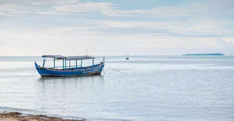From Jepara: 3-Day Snorkeling Tour in the Karimunjawa Island - Day 1: Arrival and Sunset Beach