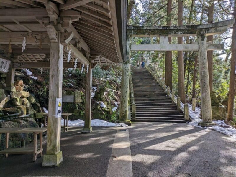From Kanazawa: Temples, Panoramic Landscape and Butterflies - Journey to Tsurugi